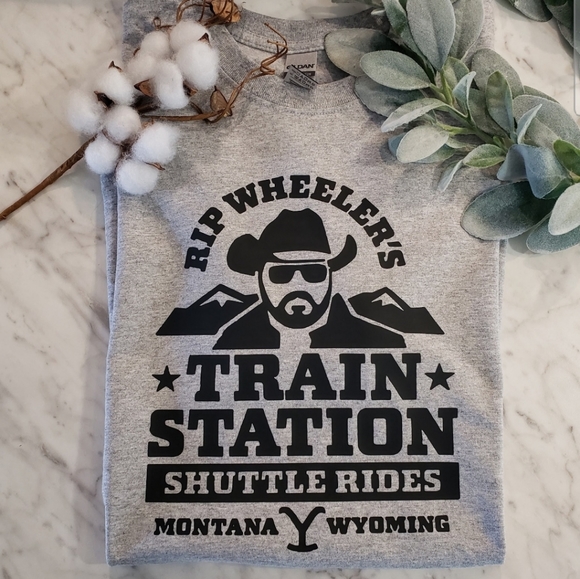 Gildan | Tops | Yellowstone Shirt Dutton Ranch Popular Cute Rip Train ...